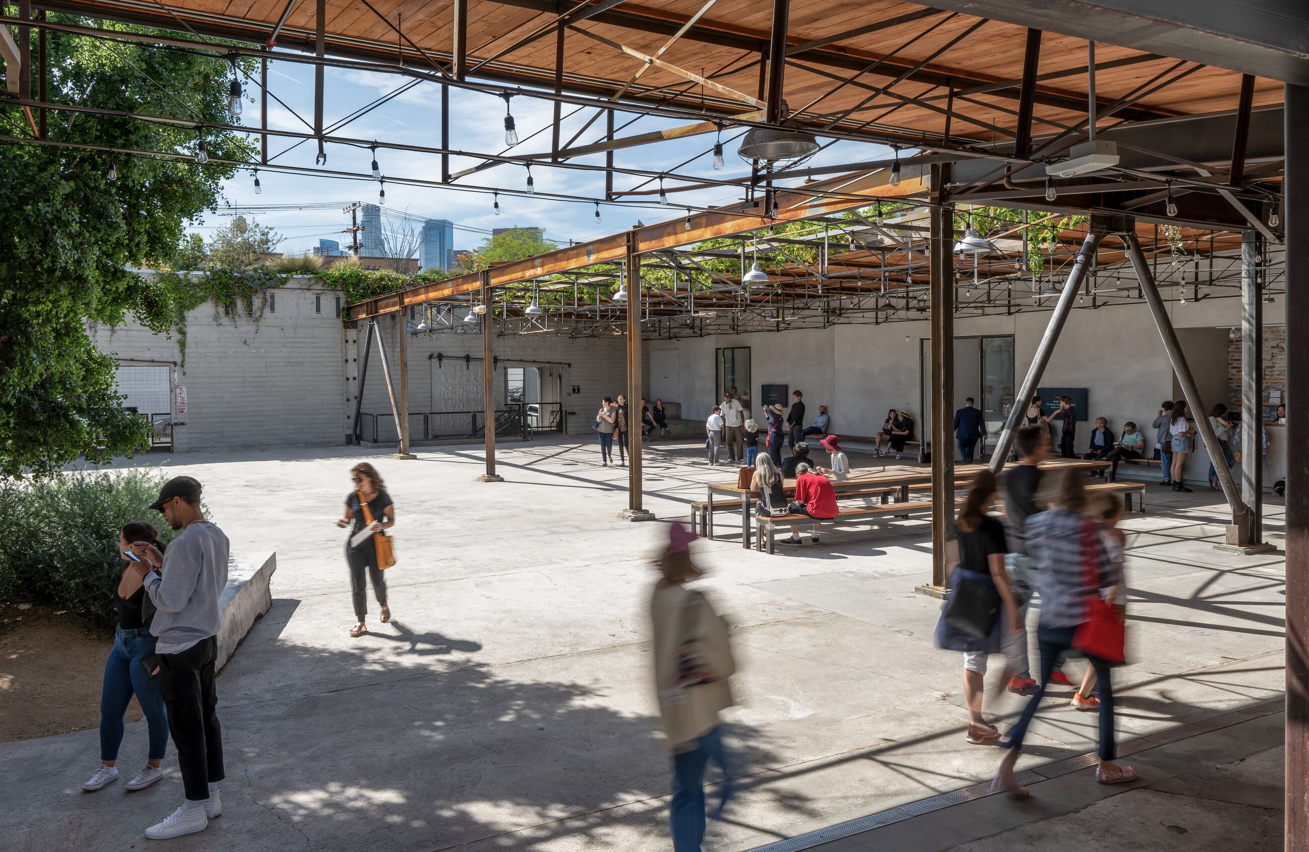 Opening Reception: ‘Stefan Brüggemann. White Noise,’ ‘Harmony Korine. AGGRESSIVE DR1FTER’ and ...